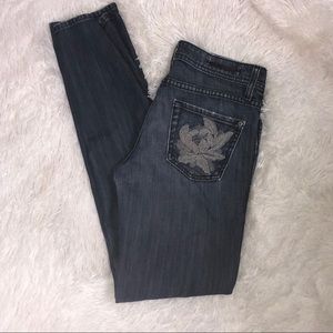 Vertigo Paris Jeans | Capri | Poshmark
